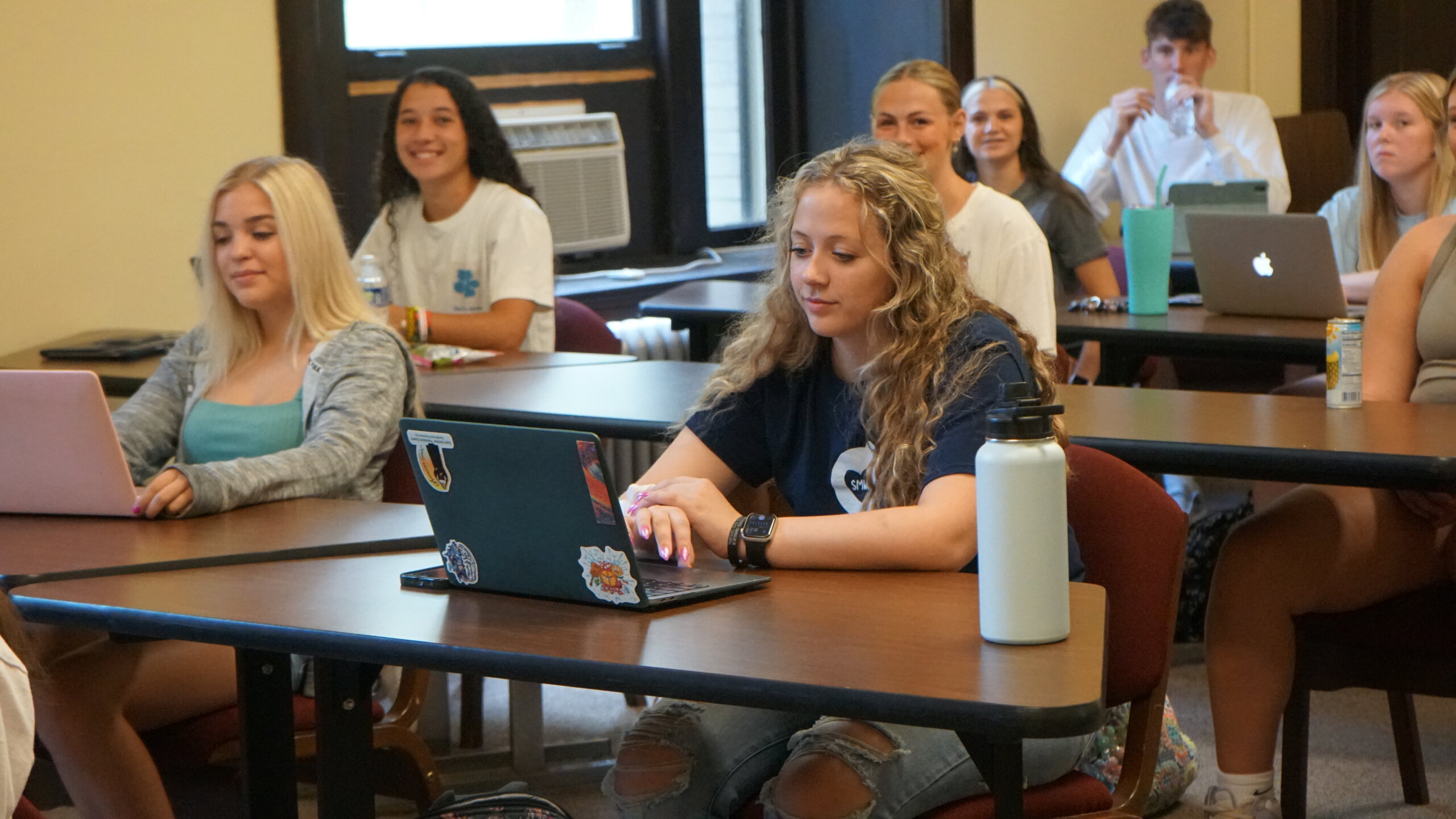 10 Reasons to Attend SMWC - SMWC