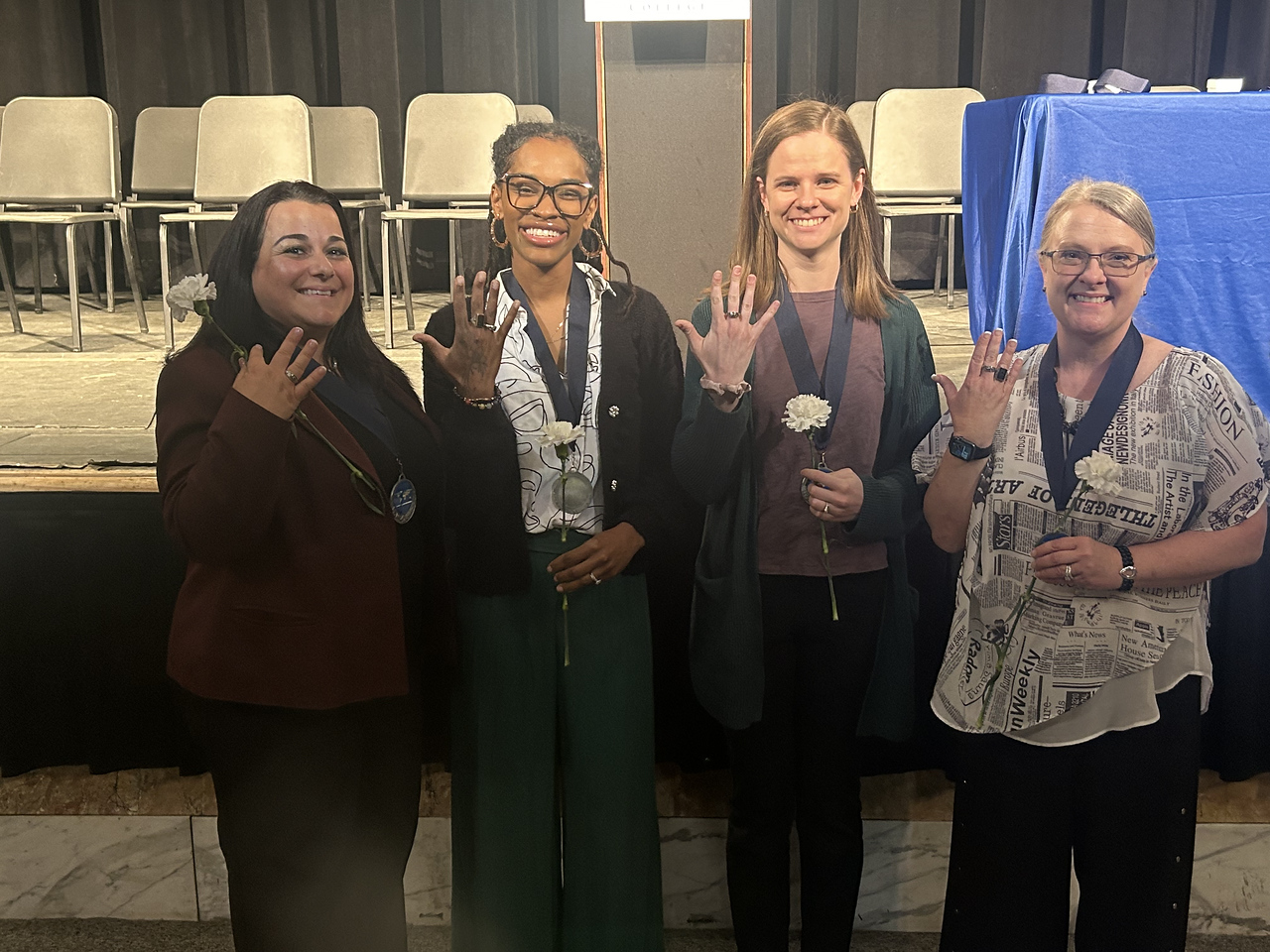 SMWC honors students with International Ring Ceremony - SMWC