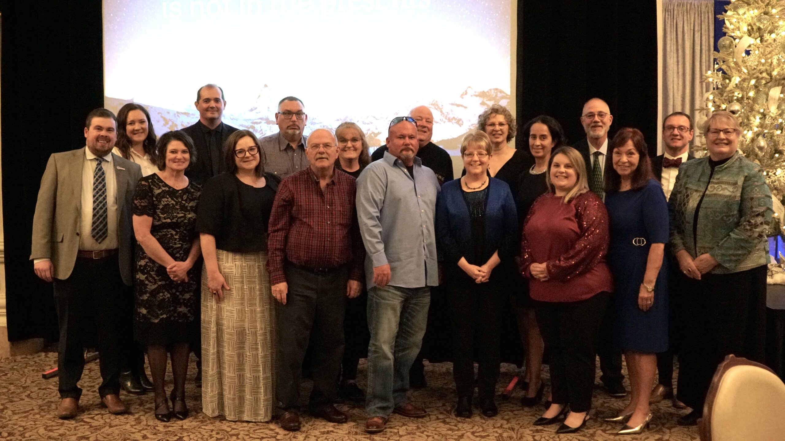 SMWC Recognizes Years of Service at President’s Christmas Dinner - SMWC