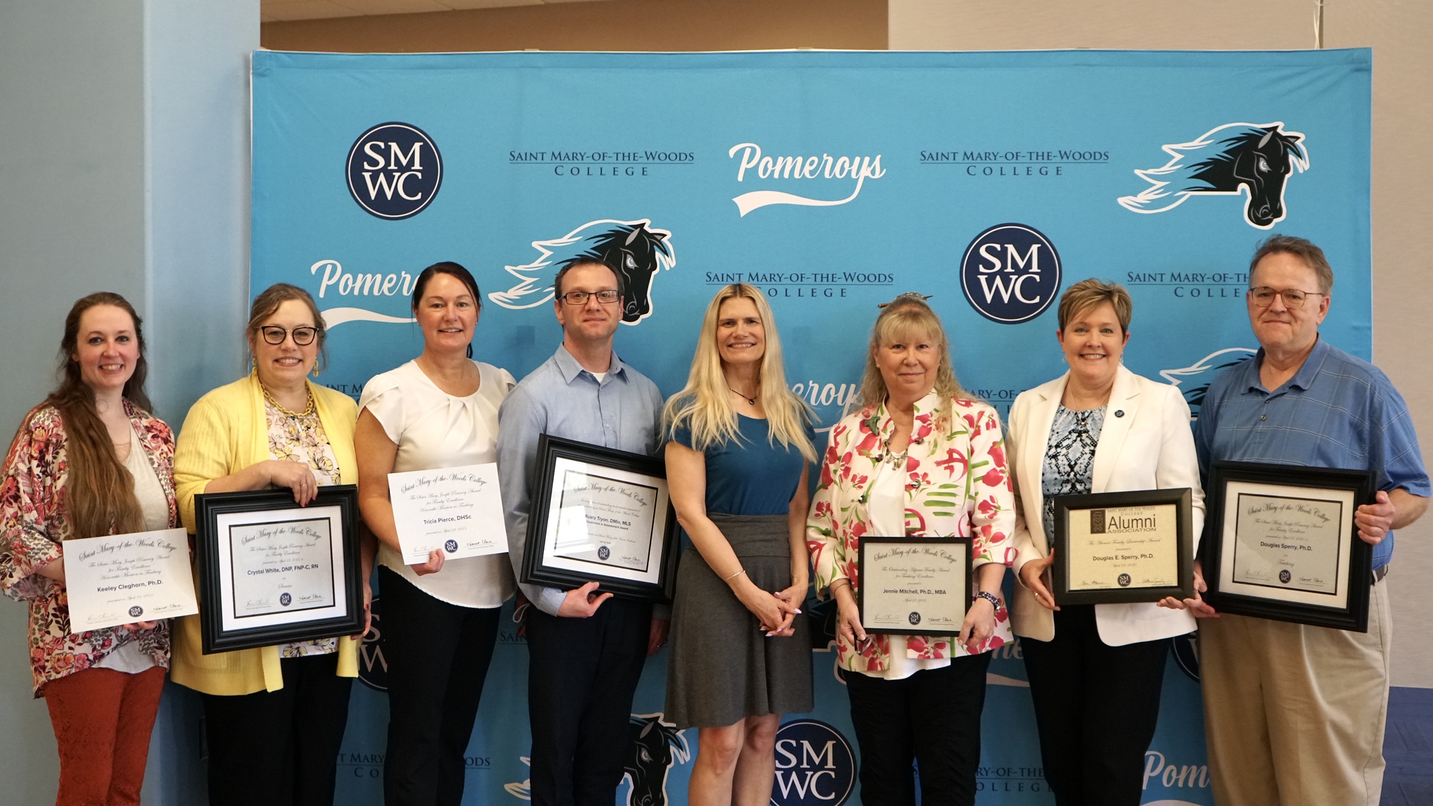 SMWC Announces 2025 Faculty Awards - SMWC